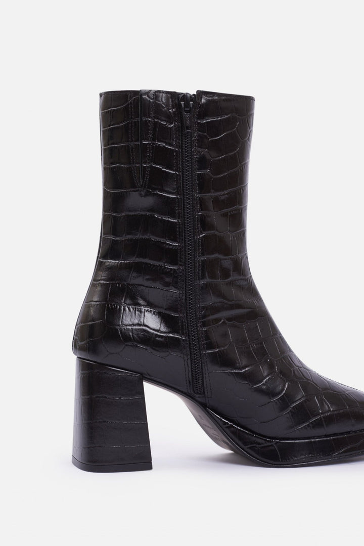 Rebajas Invierno 2025 en ropa de mujer | BIMANI